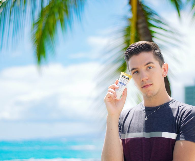 Skincare Expert Hyram Yarbro Put Drunk Elephant On Blast To Urge It And ...