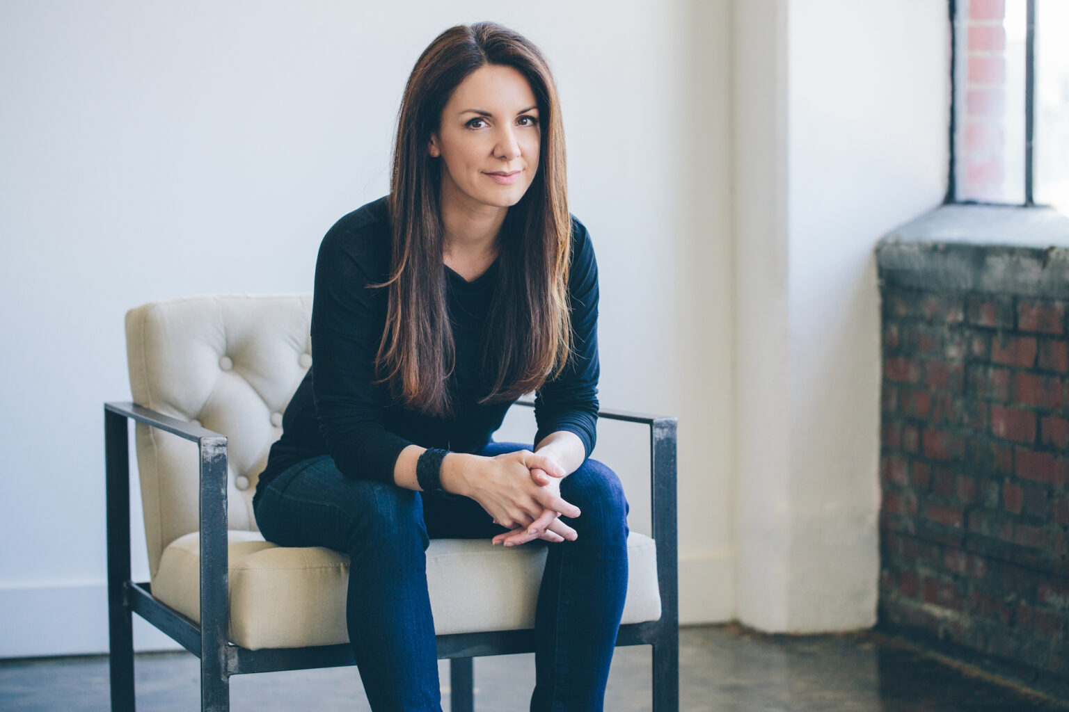 Athletic Greens Names Kat Cole, Who Turned Cinnabon Into A $1B Brand ...