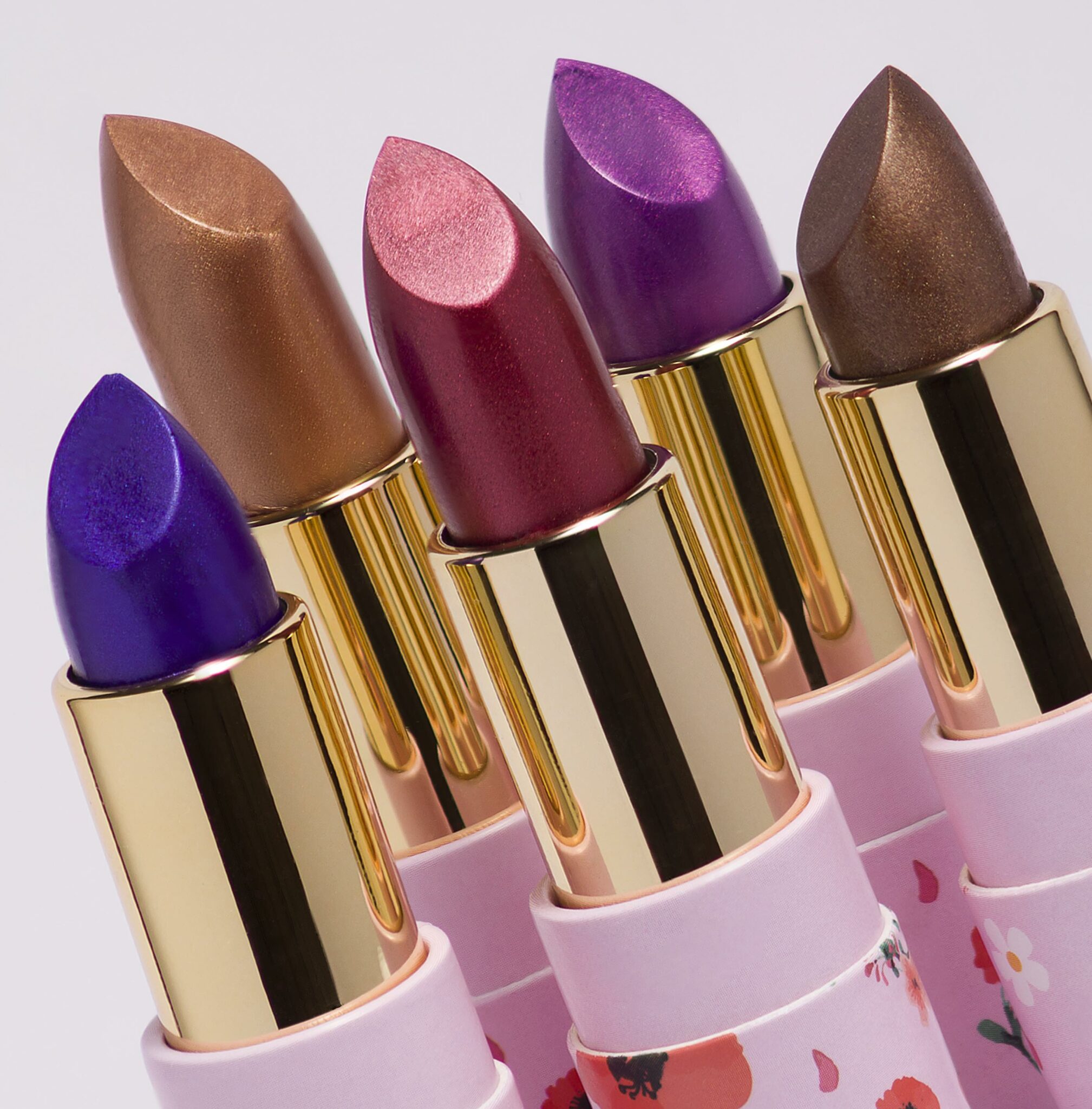 Sabreen Cosmetics Redefines Clean Luxury Cosmetics Through The Lens Of ...
