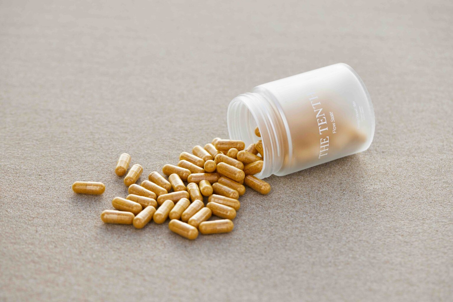 Ex-L'Oréal Senior Brand Manager Frida Ålgars' New Supplement Brand The ...