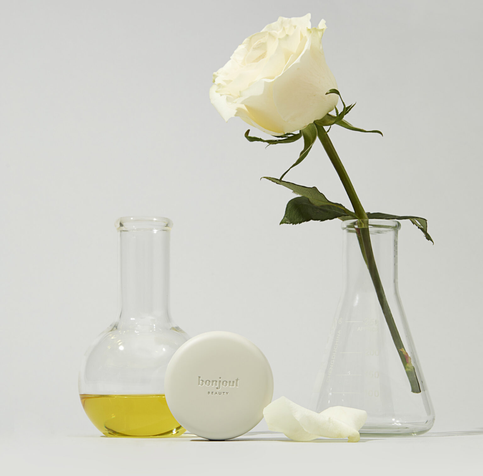 Starting With A Single Product, This New French Pharmacist-Founded ...