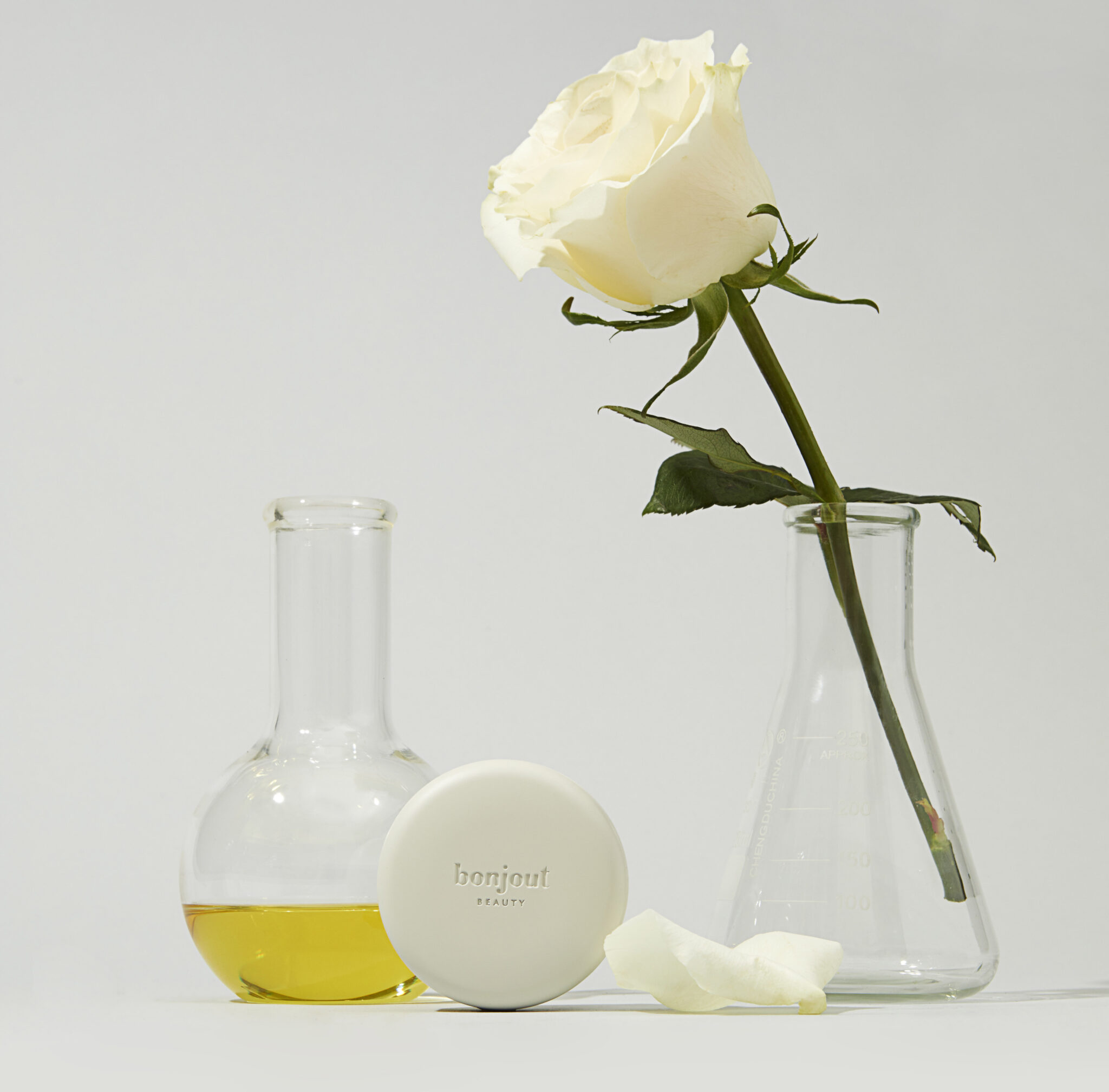 Starting With A Single Product, This New French Pharmacist-Founded ...